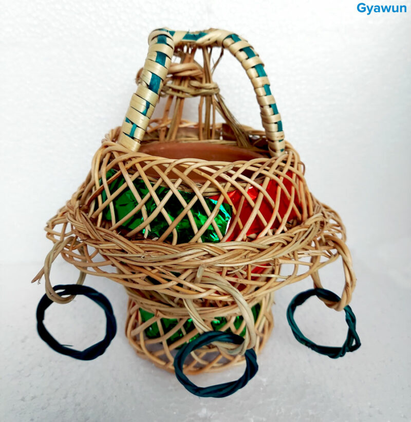 Small Decorative Kashmiri Kangri With Hangings - Gyawun