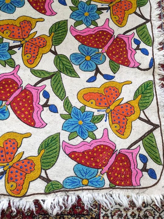 Unique Pure Wool Butterfly Namda Rug 6x4 - Gyawun