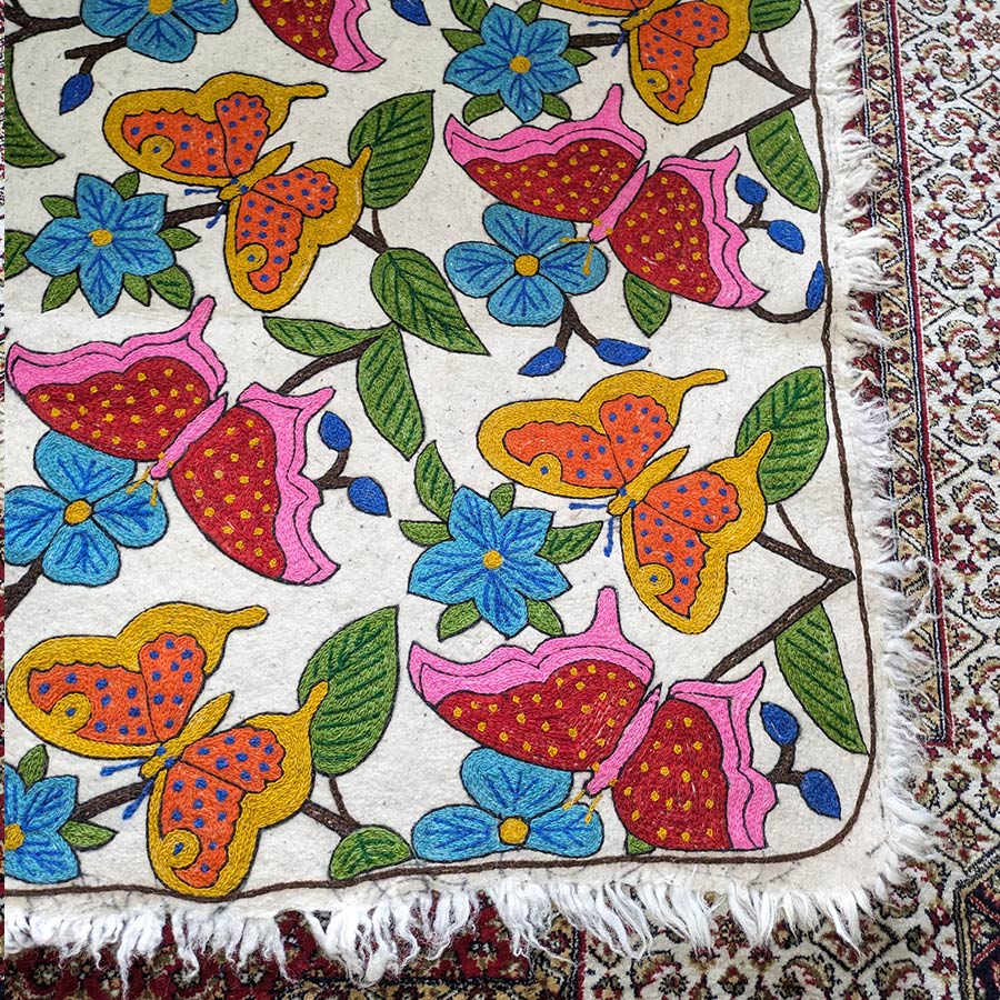 Unique Pure Wool Butterfly Namda Rug 6x4 - Gyawun