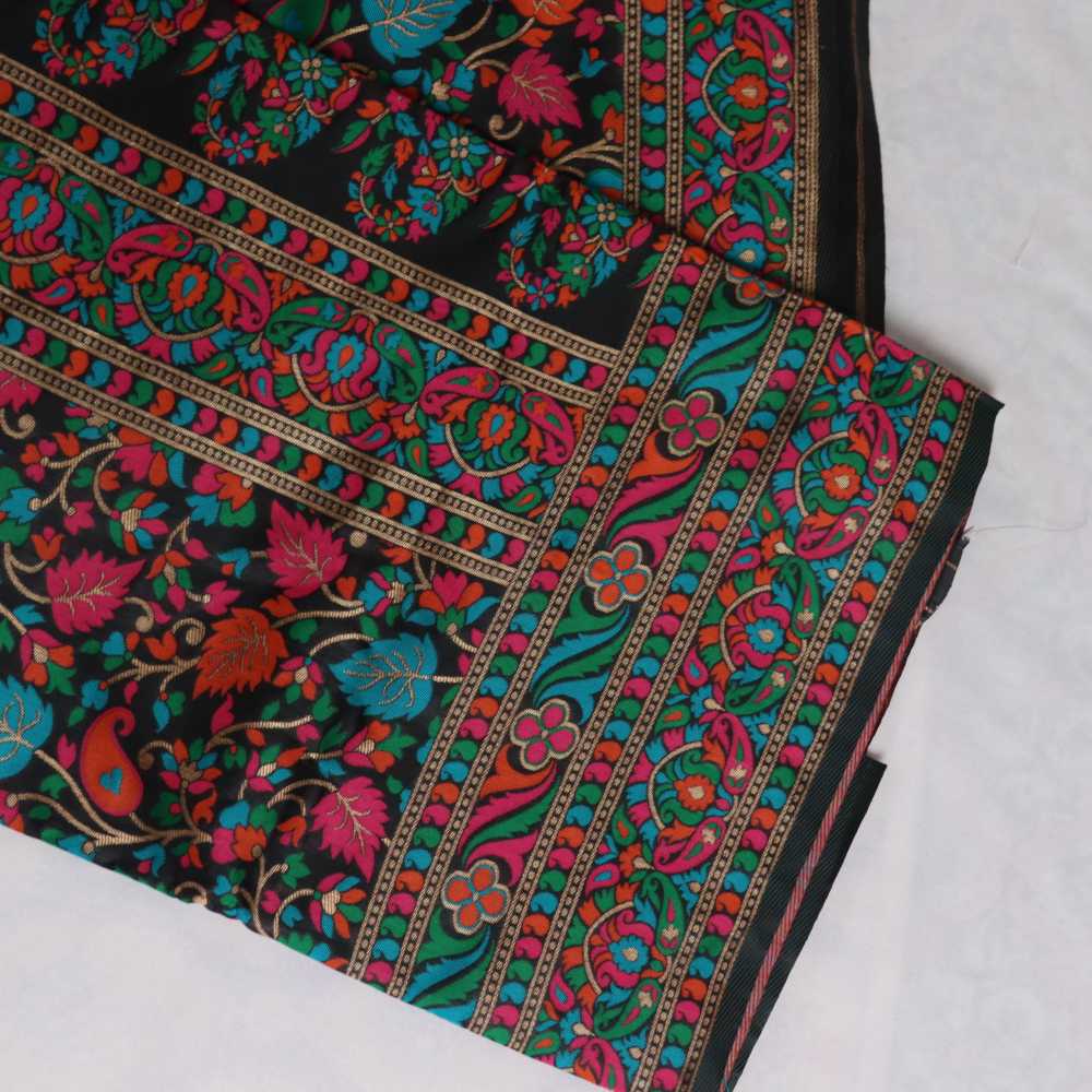 Salma Black Gulabi Kashmiri Kani with Zari Saree - Gyawun