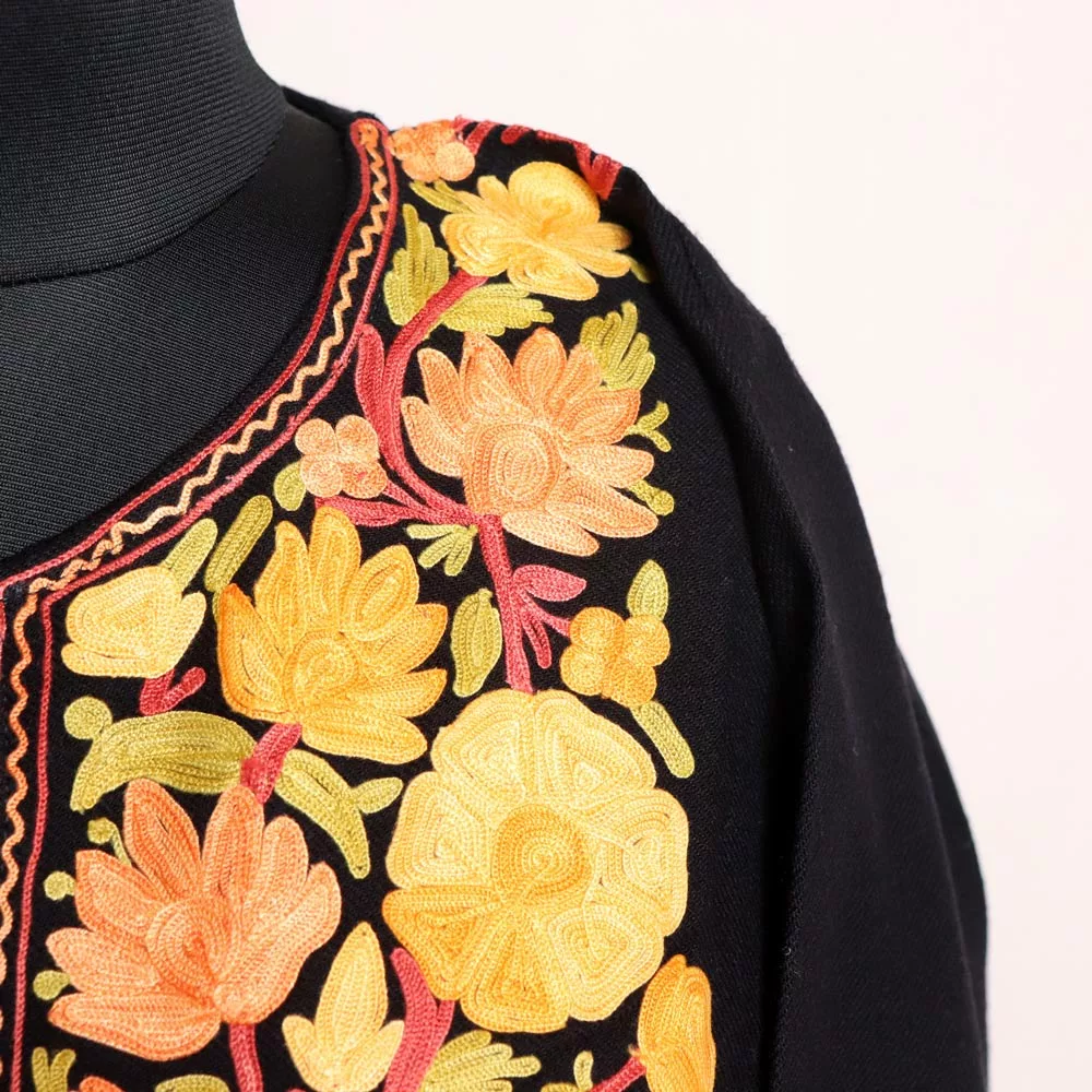 Abru Black Cashmilon Pheran with Aari Embroidery – Stylish & Warm ...