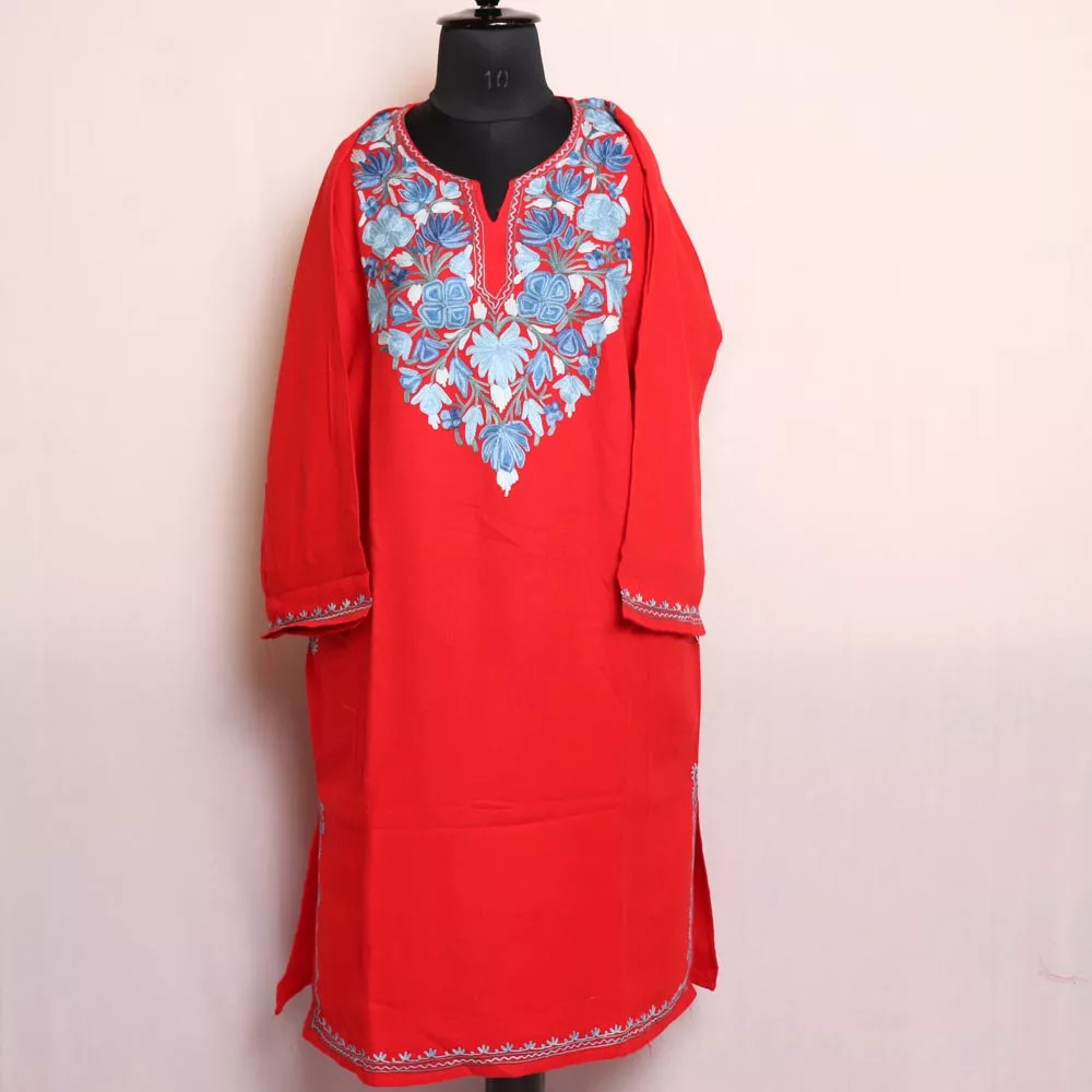 Habba Red Kashmiri Cashmilon Pheran Kurta with Aari Design: Warm and ...