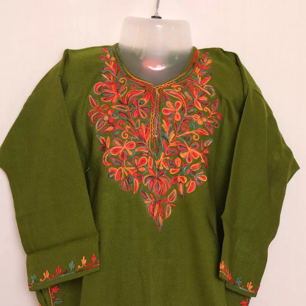 Kids Kashmiri Girls Sabzar Pheran With Floral Aari Embroidery (4-5 Y ...