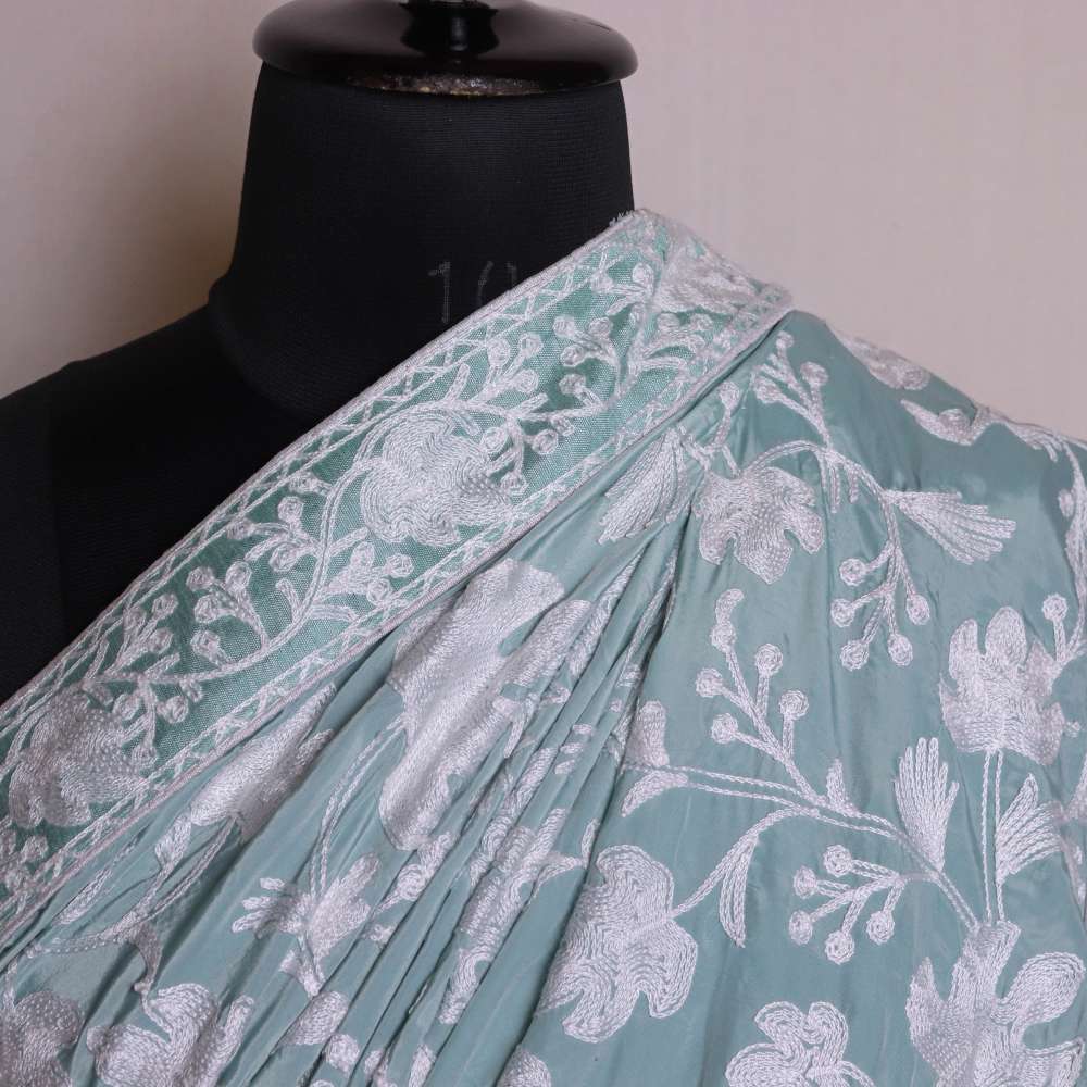 Reshmi Crepe Saree with Intricate Aari Embroidered Chinari Pattern - Gyawun