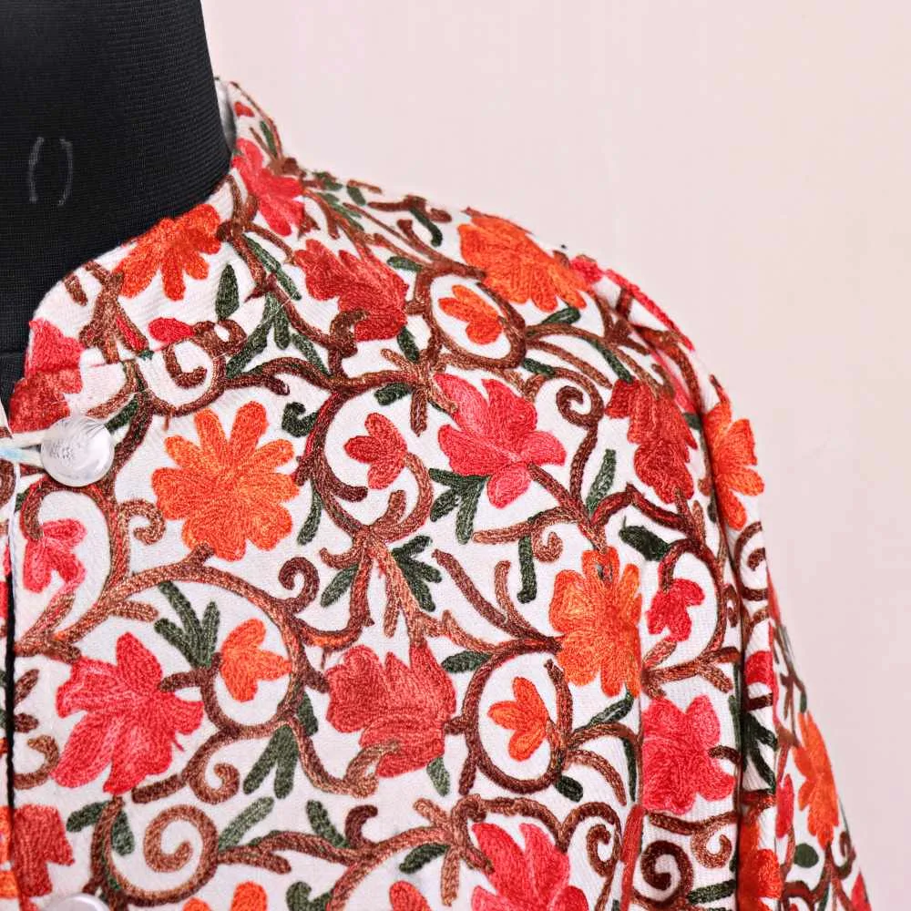 White Floral Jama Coat with Aari Embroidery - Zunaira Collection - Gyawun
