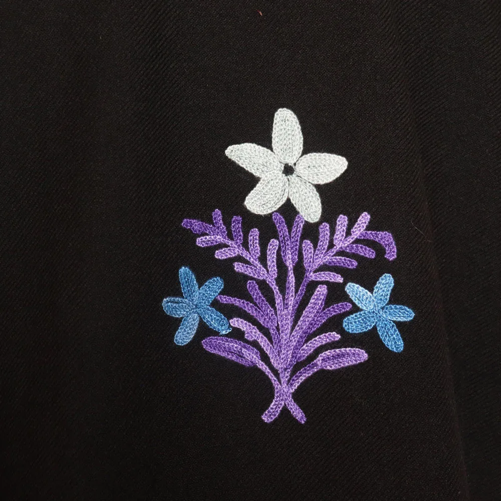 Black Cashmilon Pheran | Feran with Beautiful Aari Embroidery - Manaal ...