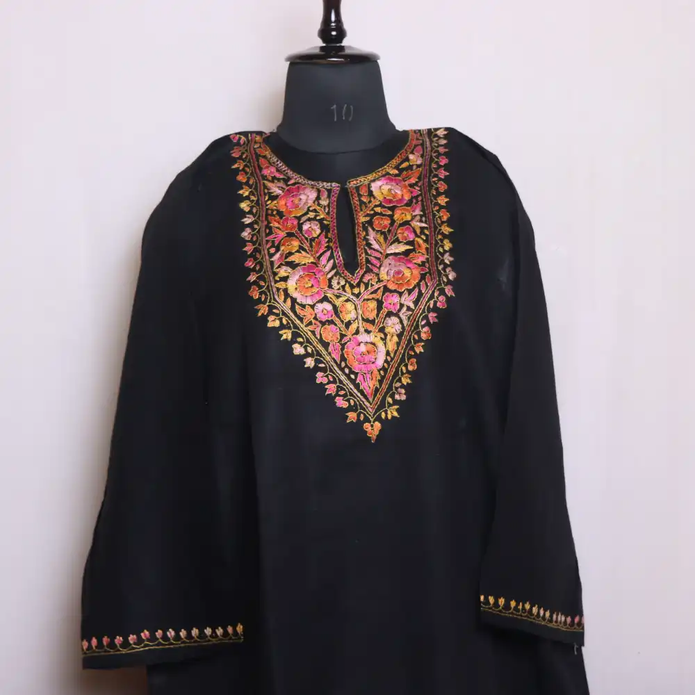 Black Paper Mache Hand Sozni Pheran | Phiran -Dal Lake collection - Gyawun