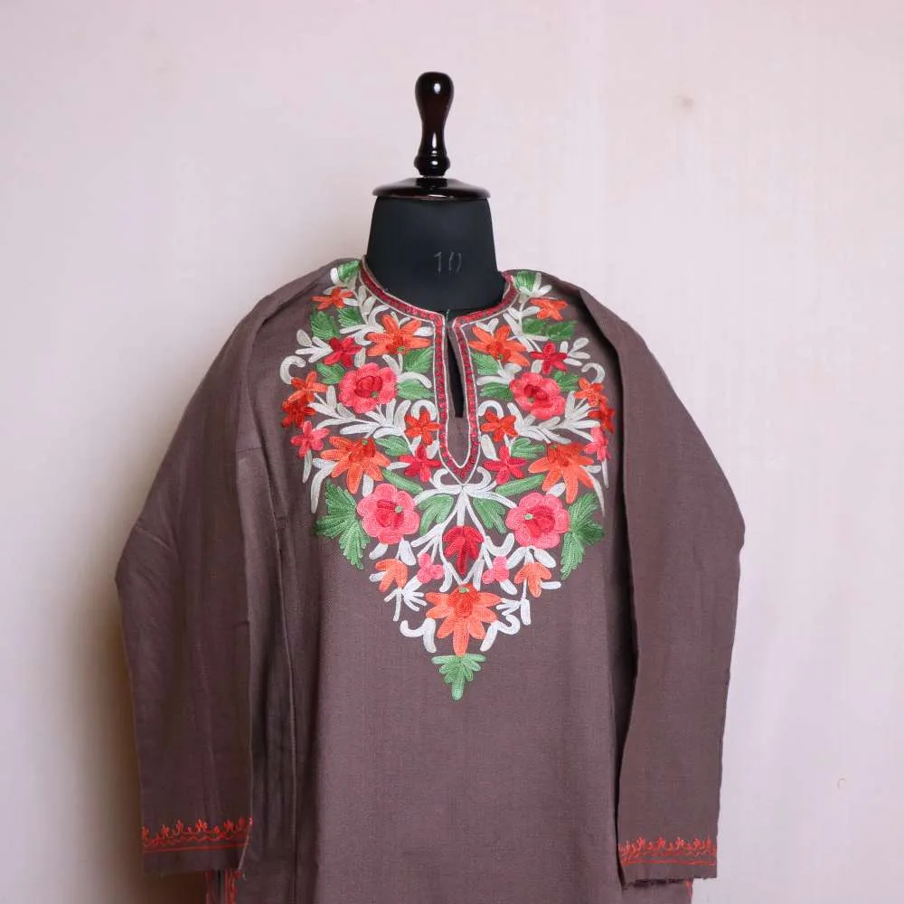 Elegant Grey Cashmilon Pheran | Feran with Aari Embroidery - Nowhatta ...