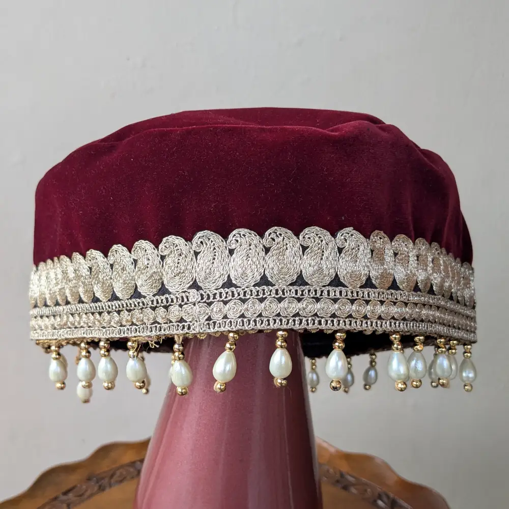 Elegant Maroon Kashmiri Velvet Bridal Cap with Tilla Embroidery - Gyawun