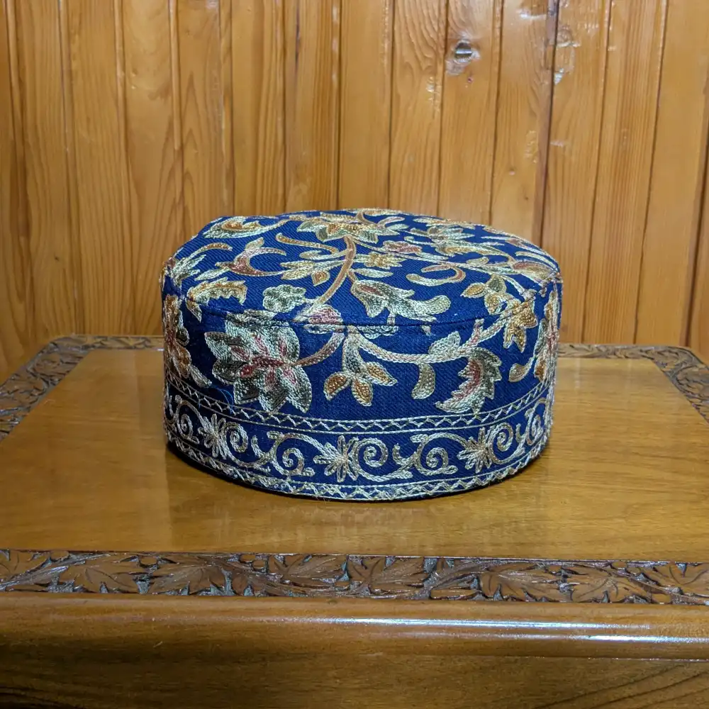 Bagh-i-Wafa Navy Blue Toosha Aari Embroidered Cap - Gyawun