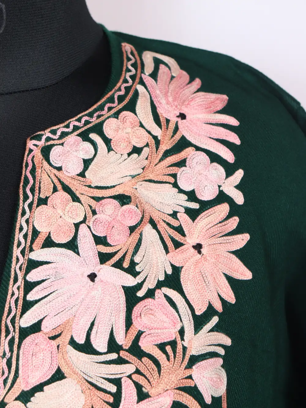 Dark Green Romanah Cashmilon Wool Pheran with Aari Work - Gyawun