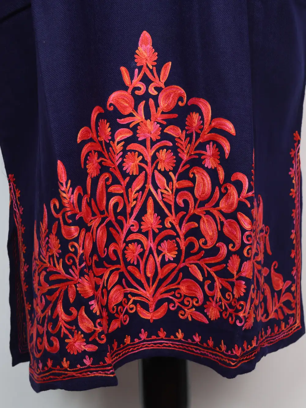 Zafeera Dark Blue Woolen Fancy Pheran with Aari Embroidery in Cashmilon ...