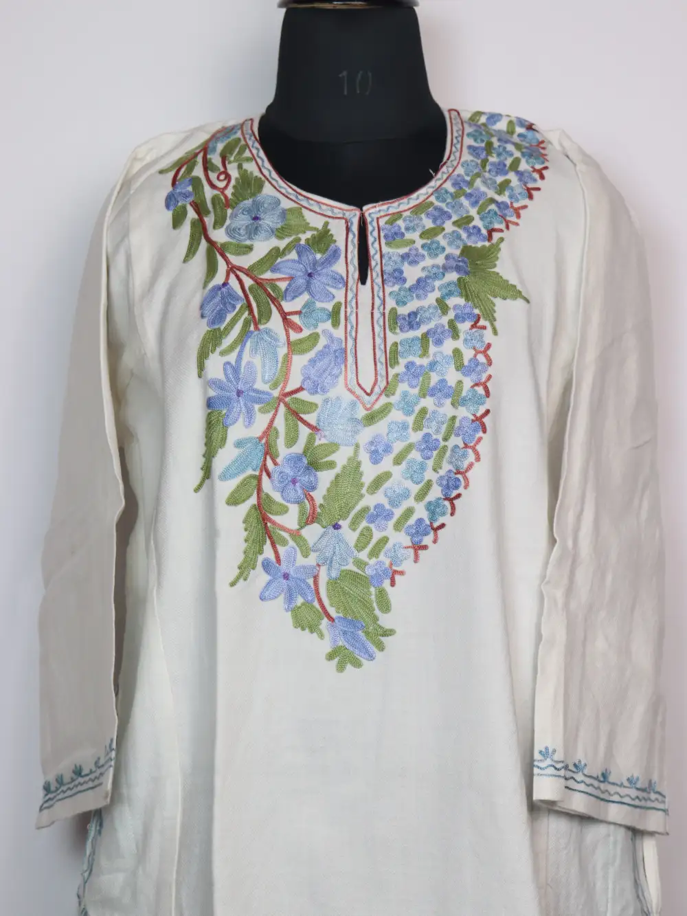 White Verinag Cashmilon Wool Pheran with Aari Embroidery - Gyawun