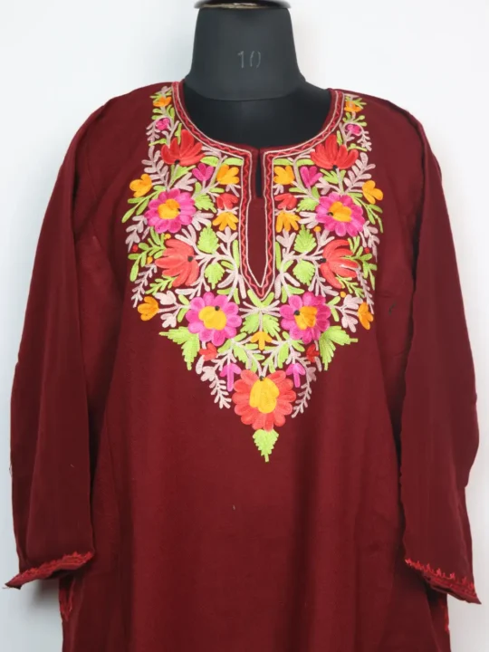 Verinag Maroon Cashmilon Wool Pheran in with Aari Embroidery - Gyawun