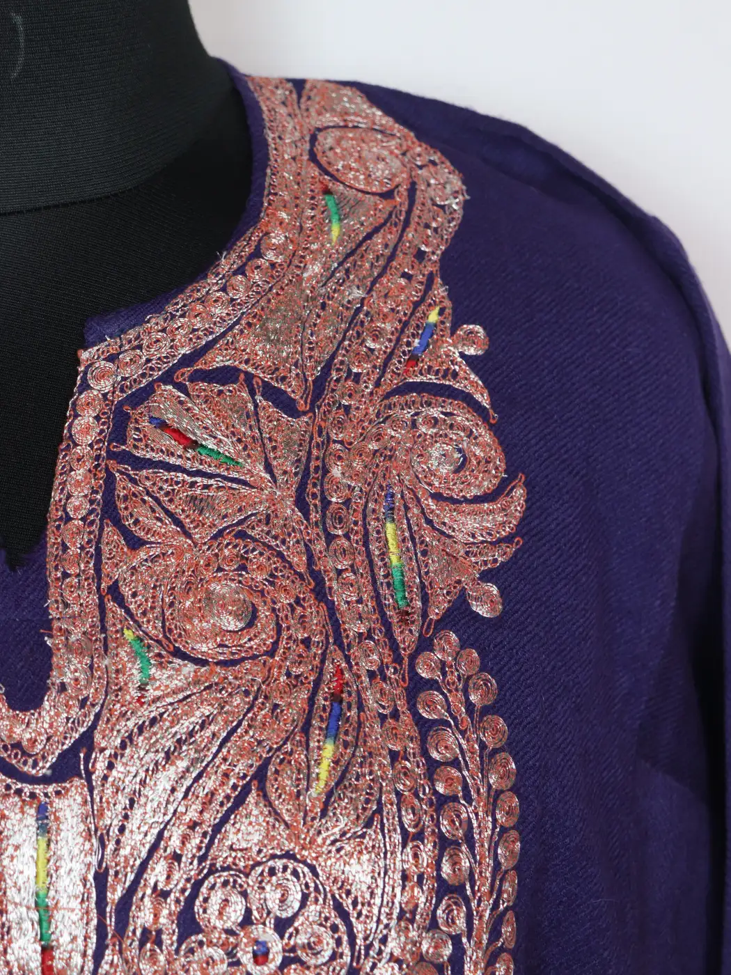 Loose Husn Raffal Wool Indigo Blue Pheran With Botte Tilla Embroidery ...