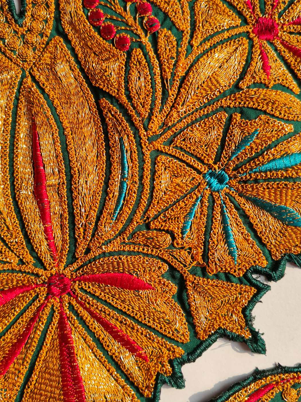 Dark Green Patch with Golden Tilla Embroidery with Sleeves and Lace ...