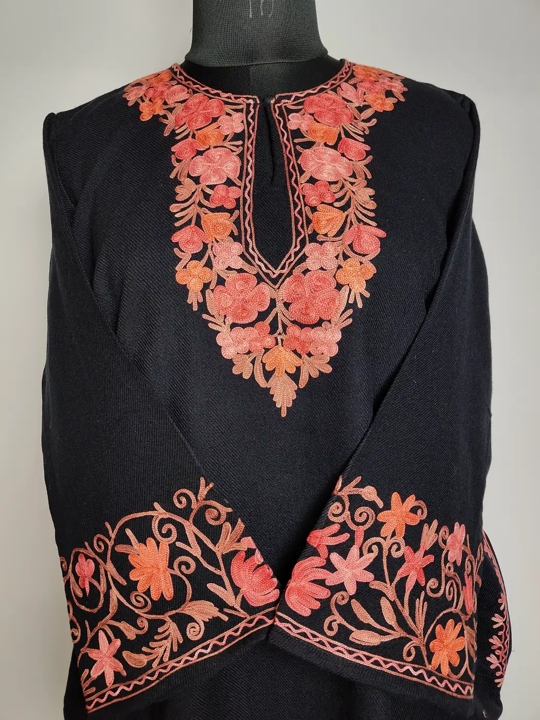 Cashmilon Wool Black Pheran Mehal With Aari Embroidery - Gyawun