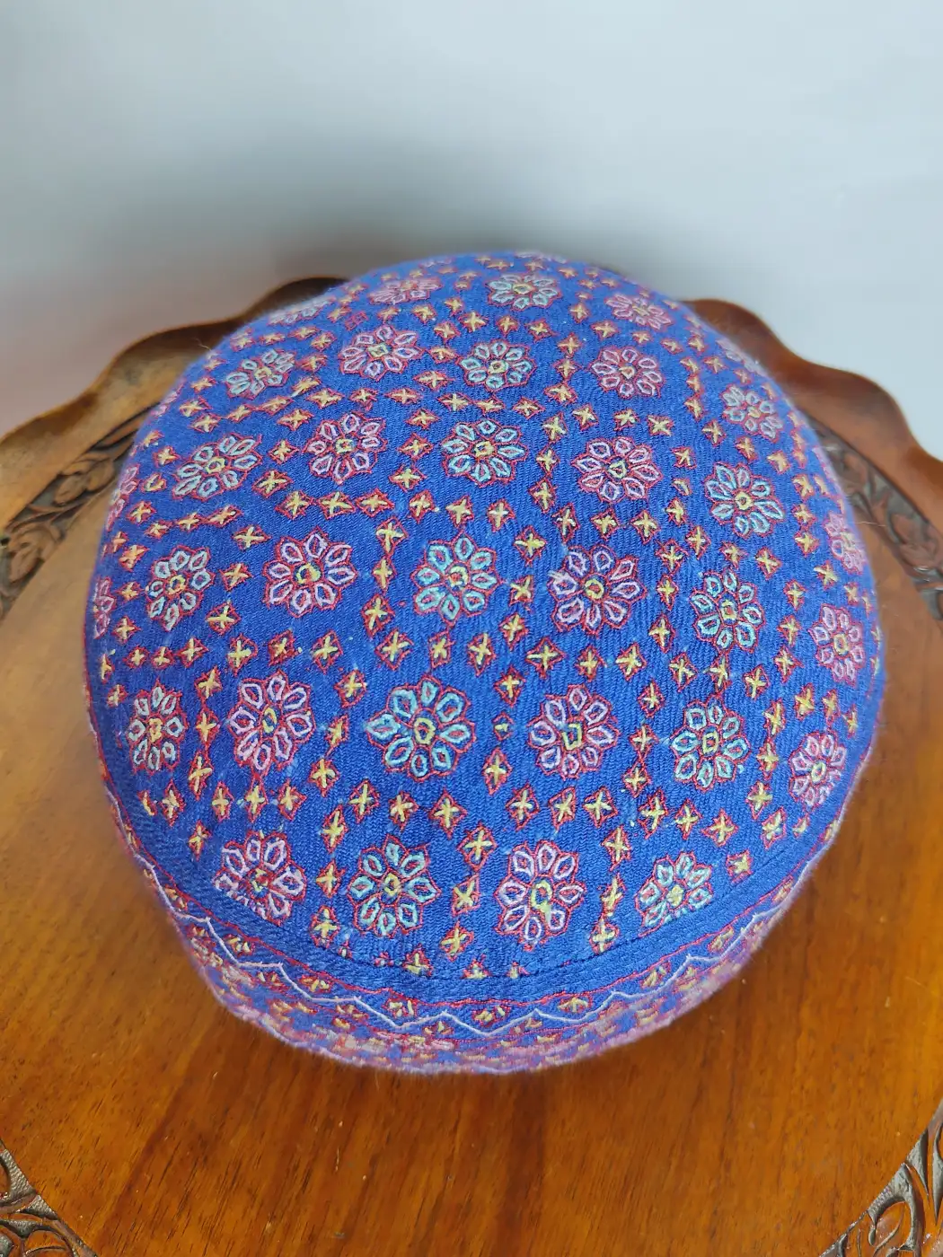Pure Pashmina Blue Zubair Cap with Kashmiri Hand Sozni Embroidery - Gyawun